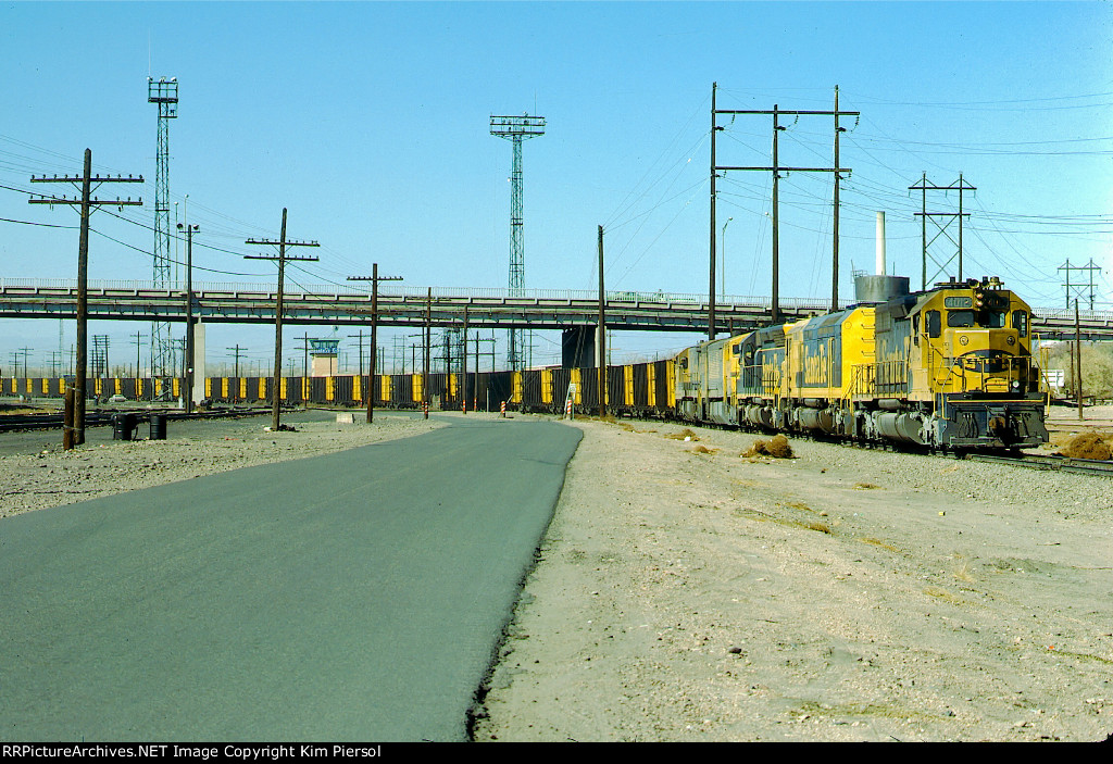 ATSF 4012 5948 5524 8001 8512 Coal